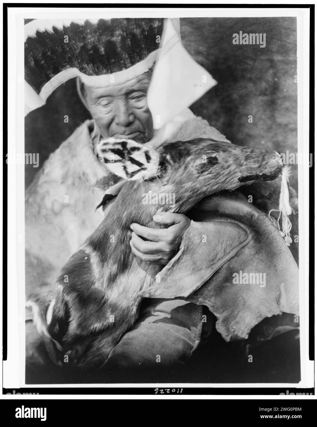 Deer skin native Cut Out Stock Images & Pictures - Alamy