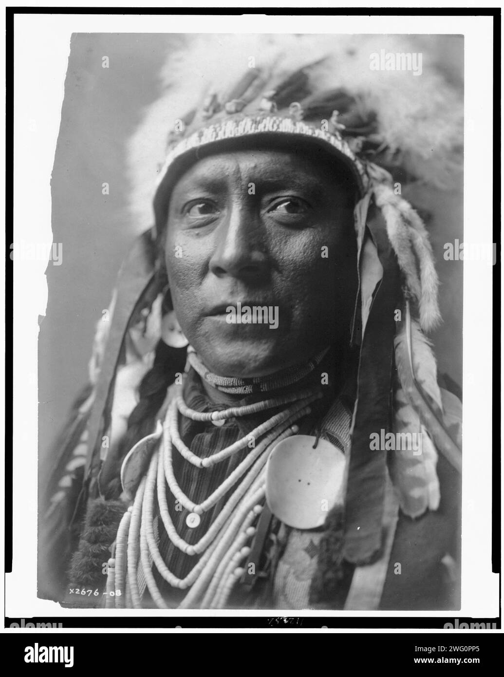 Old White Man, c1908. Head-and-shoulders portrait of Crow man Stock ...