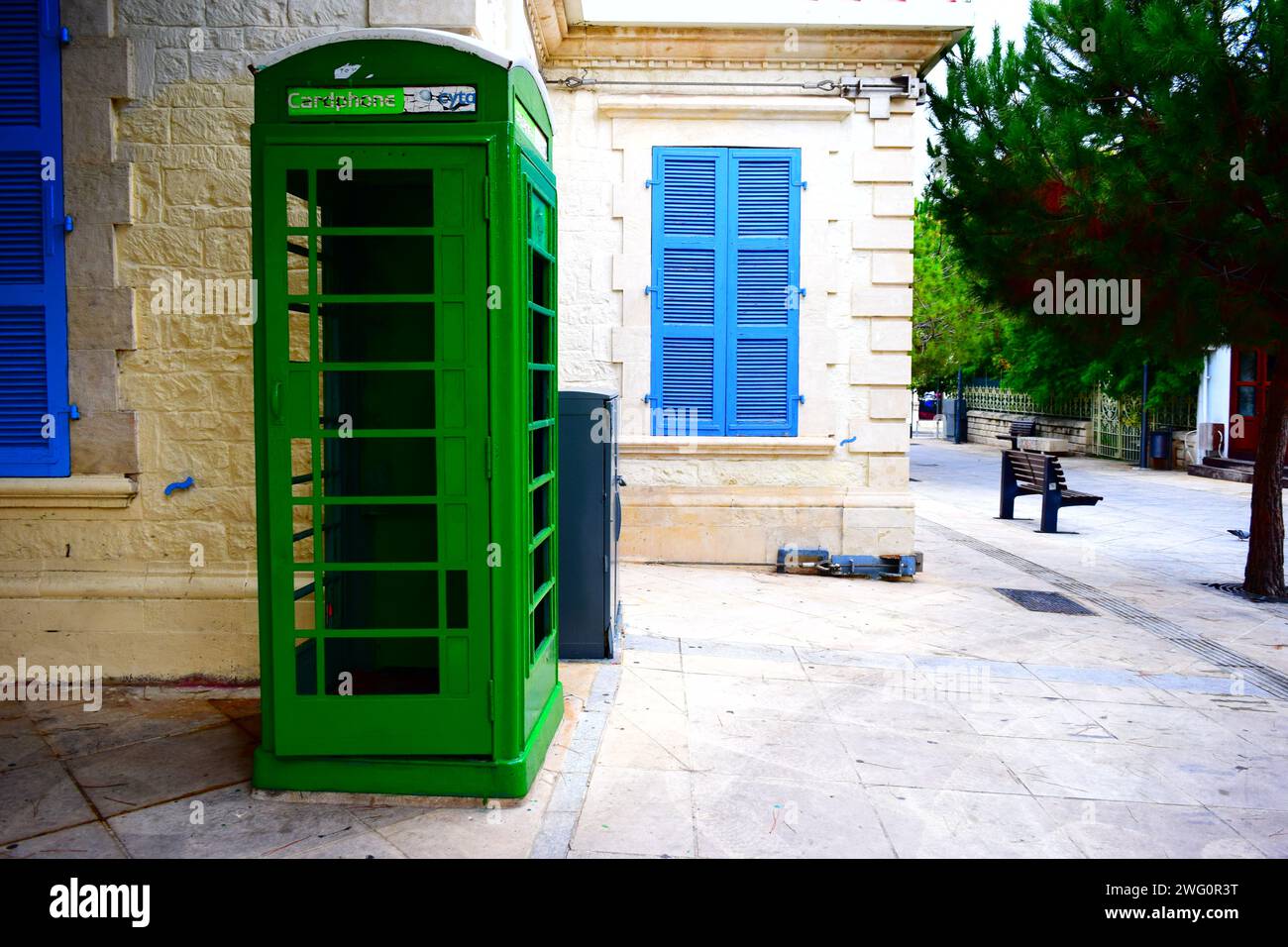 Old vintage building hi-res stock photography and images - Alamy