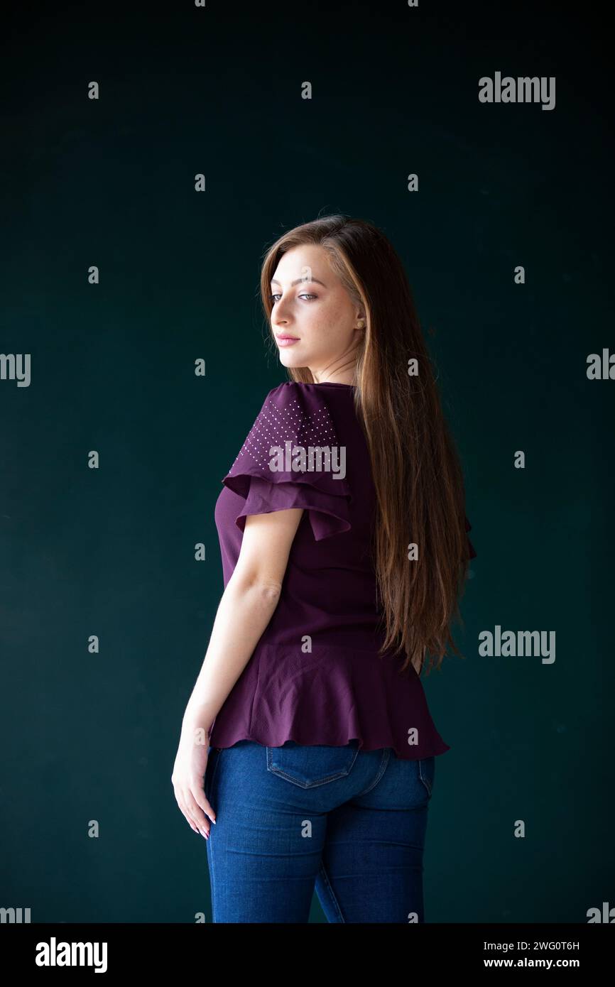 Long hair over shoulder hi-res stock photography and images - Alamy