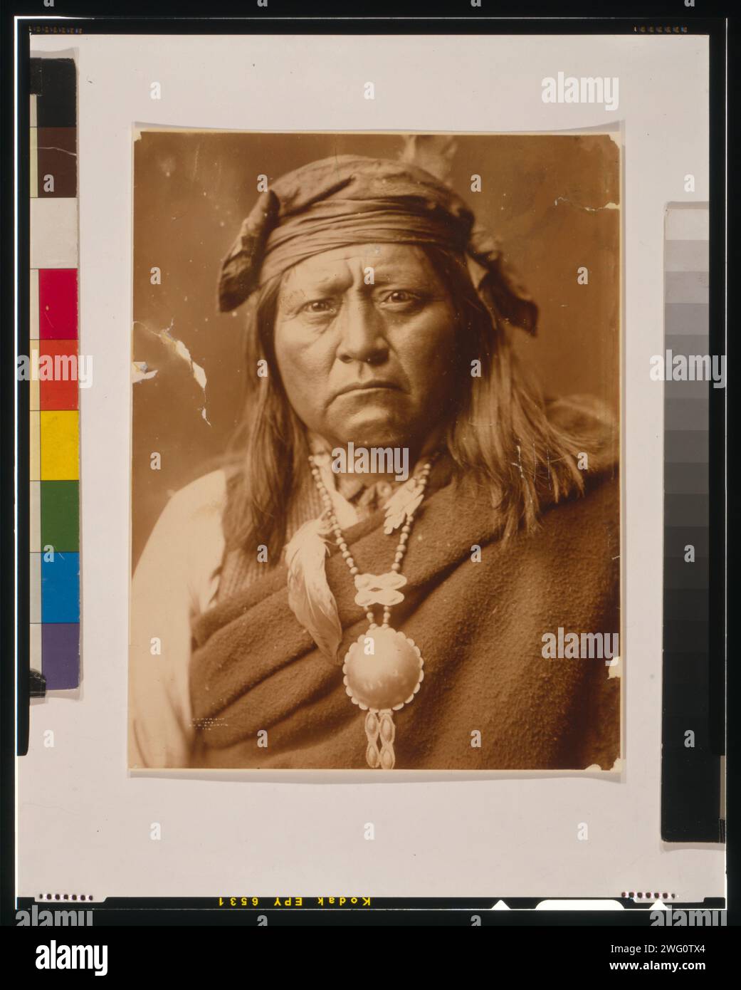 Oz Sue, c1903. Head-and-shoulders portrait of a Native American man ... Oz Sue, c1903. Head-and-shoulders portrait of a Native American man ...