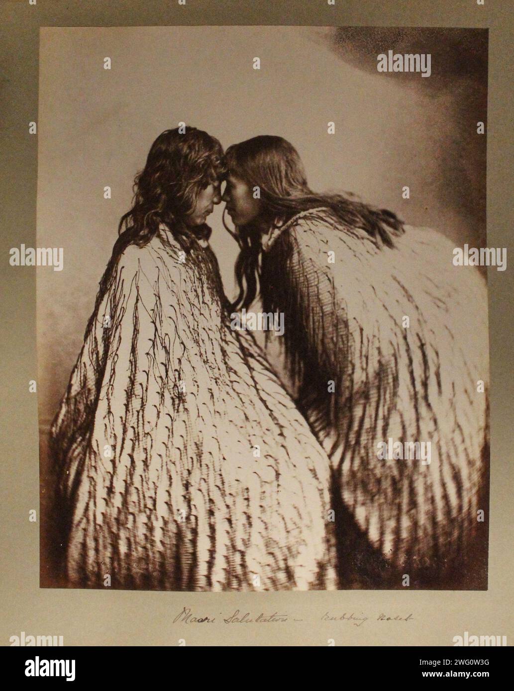 Maori salutations hi-res stock photography and images - Alamy