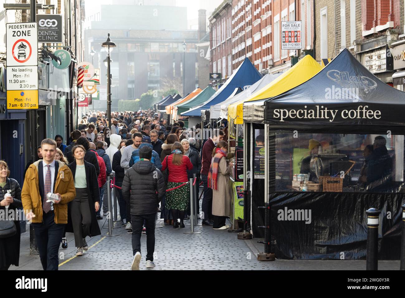 Energijos skirstymo operatorius hi-res stock photography and images - Alamy