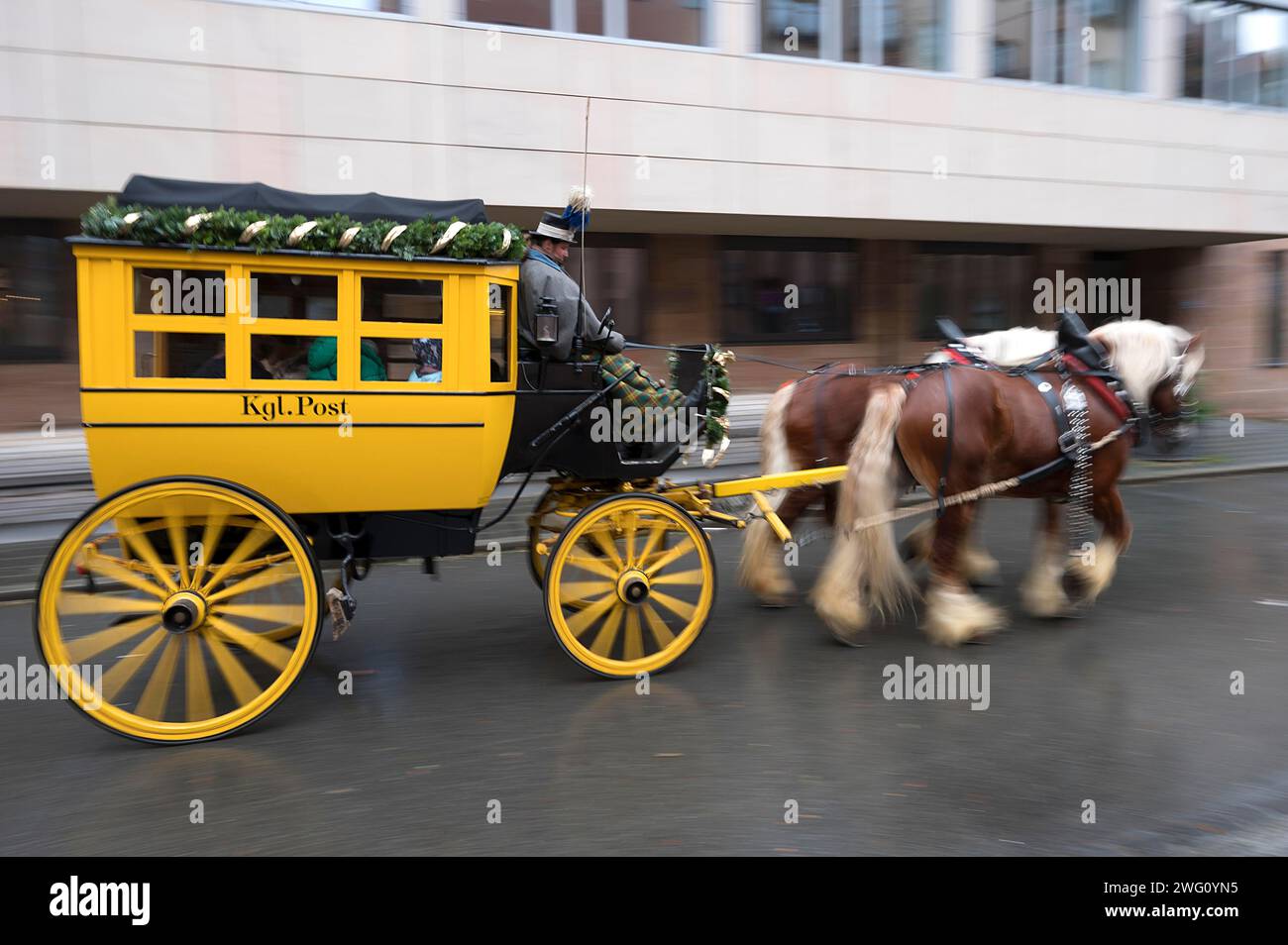 Historic horse-drawn stagecoach during the Christkindlesmarkt ...