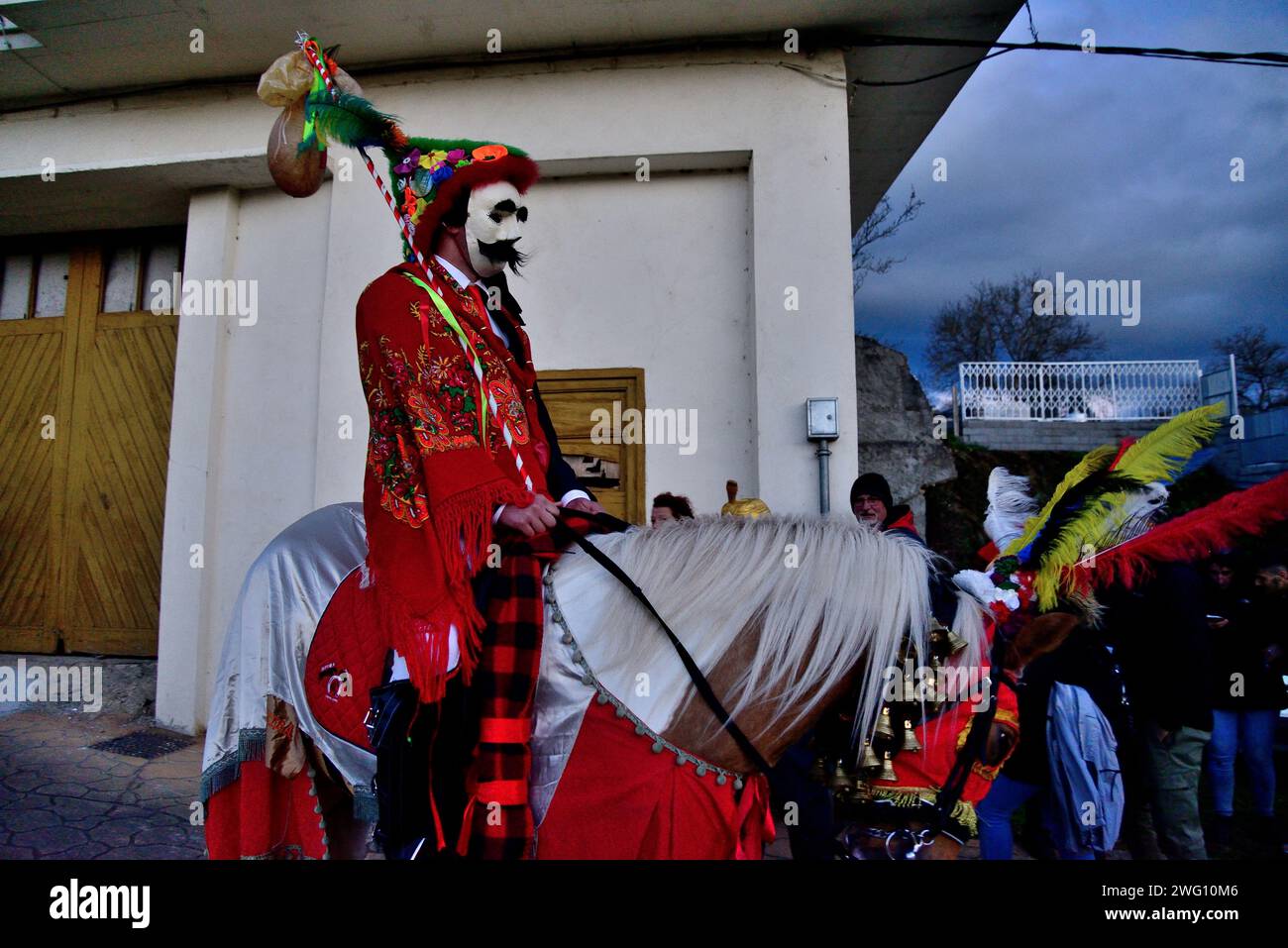 Mask and horses of Salceda de Caselas (Pontevedra) in Vibo Mask meeting ...