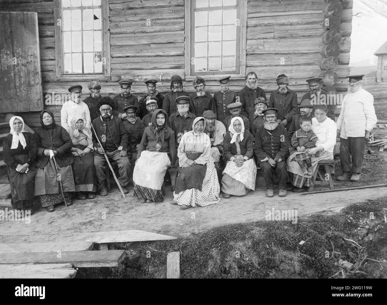 Russian prisoners seated hi-res stock photography and images - Alamy