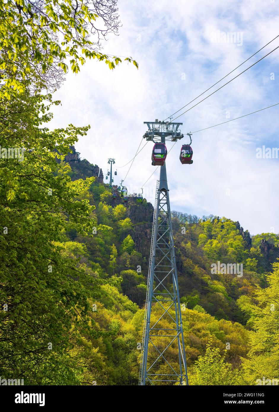 Gondola lift cabin hi-res stock photography and images - Alamy