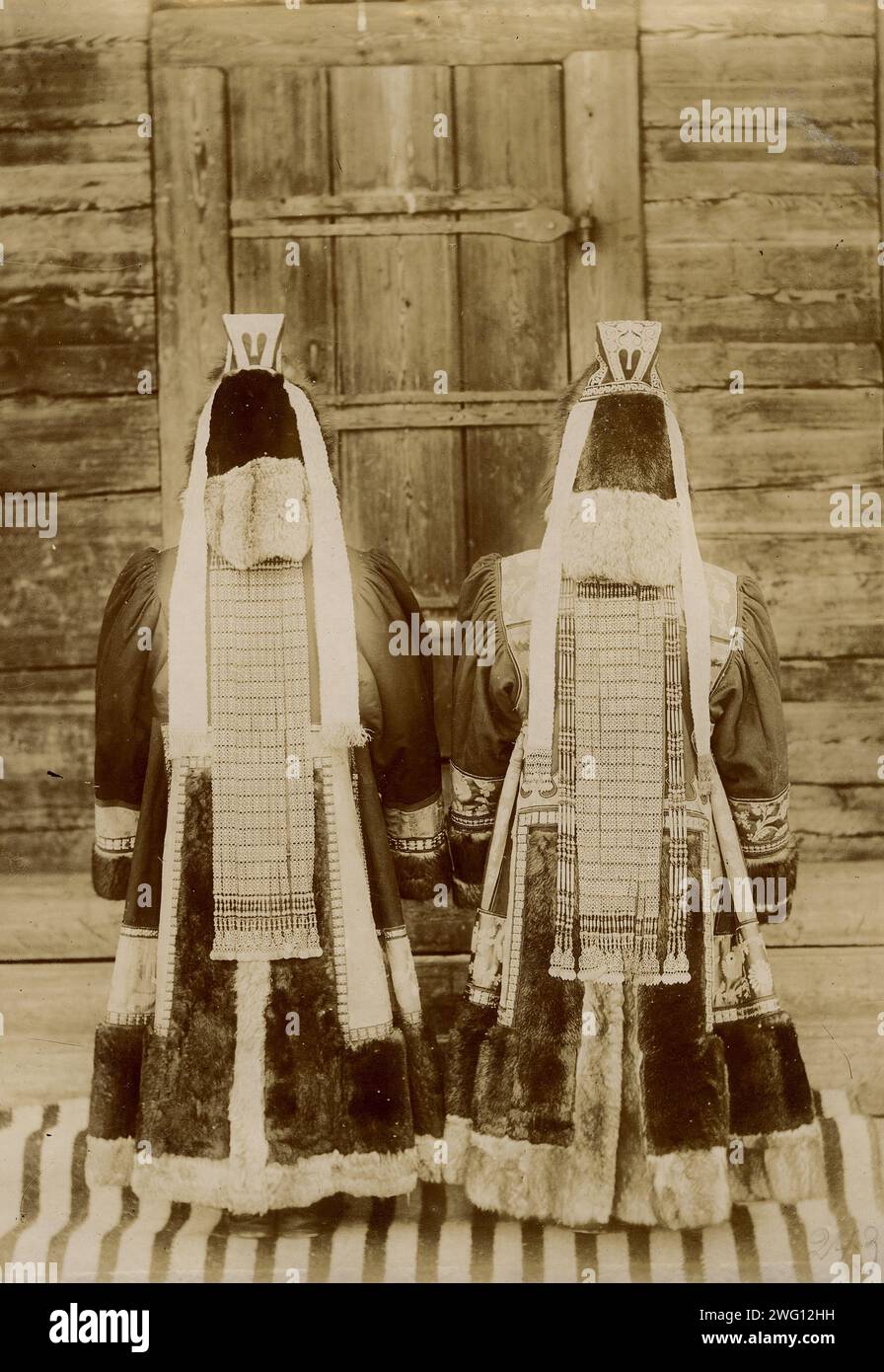 Rich Yakuts. Rear view of the suits, 1895-1939. This collection ...