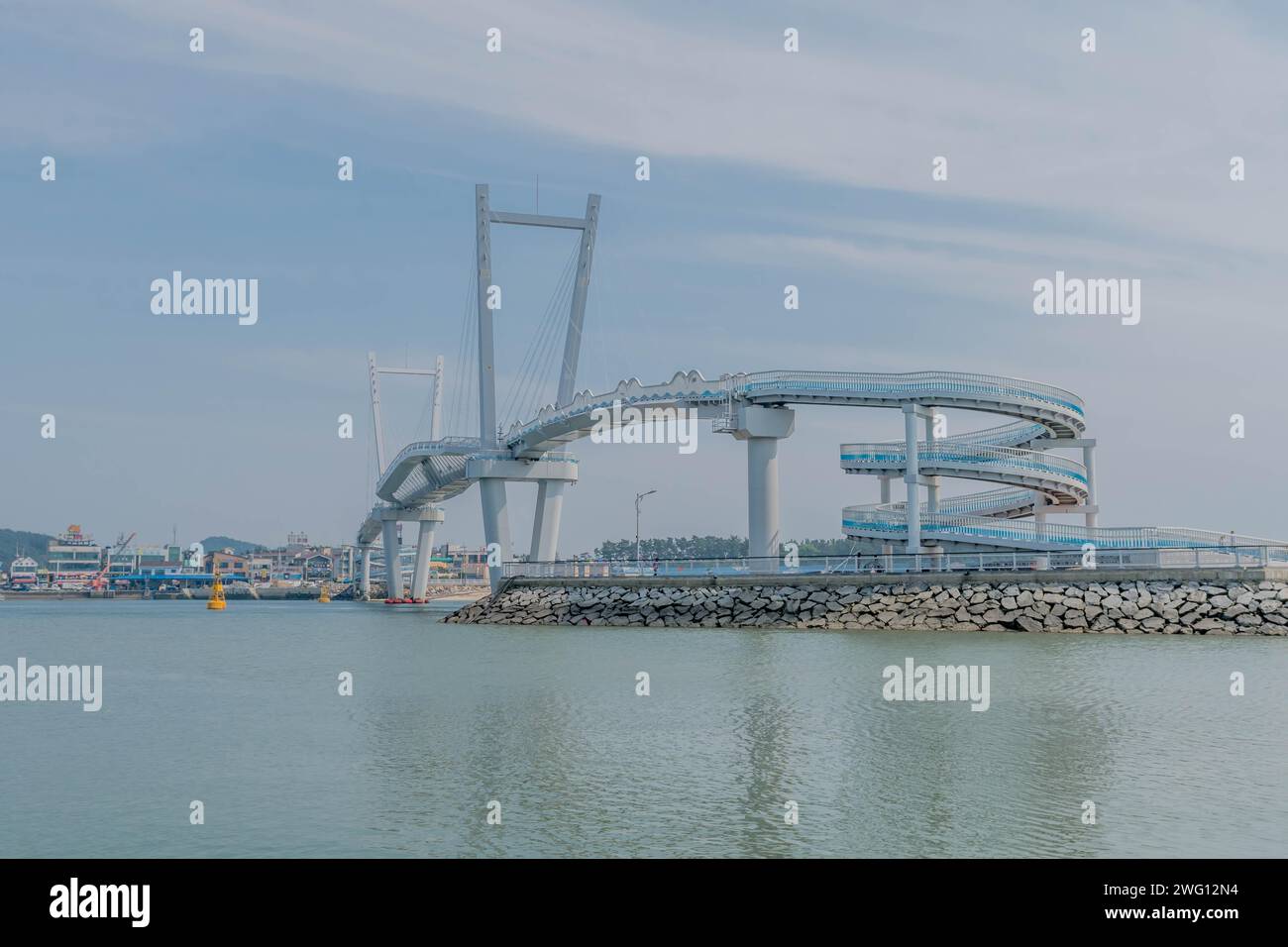 Daeharang Flower Crab Pedestrian bridge over Druny harbor in Taean-gun ...