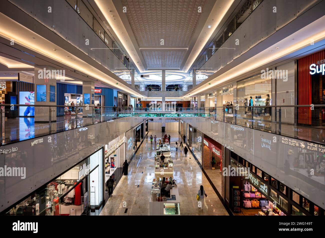 Interior view, multi-storey Nakheel Luxury Shopping Mall, Palm Jumeirah ...