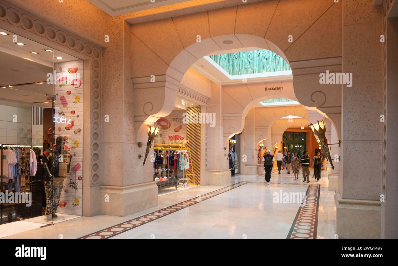 Interior view of Atlantis Mall, Hotel Atlantis, The Palm Jumeirah ...