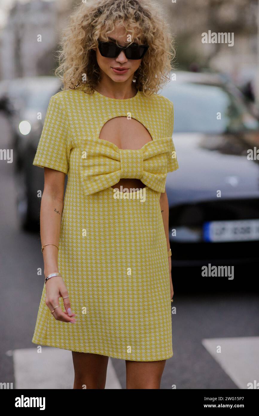 Paris, France. 24th Jan, 2024. Street style, Rose Bertram arriving at ...