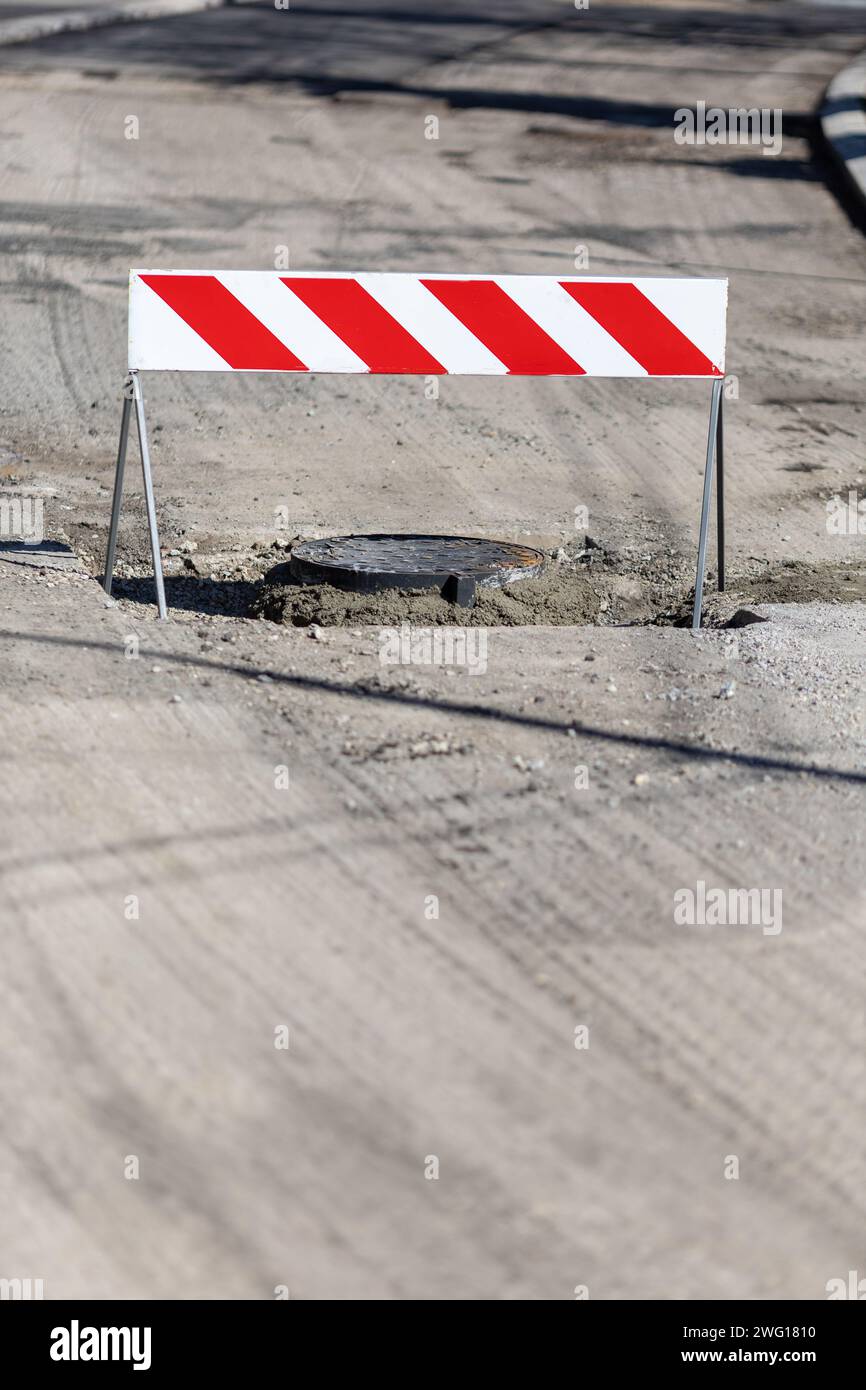 Manhole installation hi-res stock photography and images - Alamy