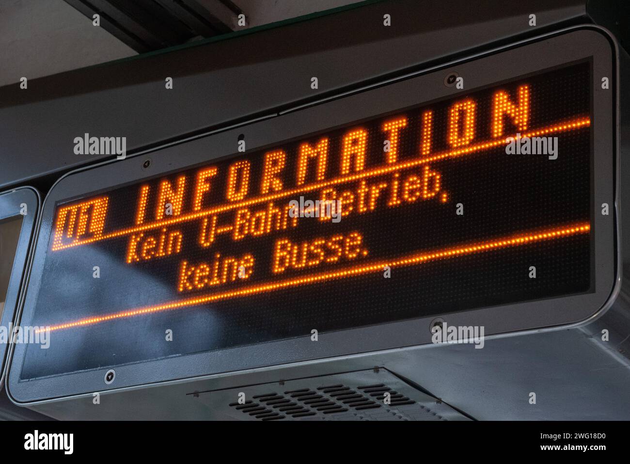 2024 display hi-res stock photography and images - Alamy