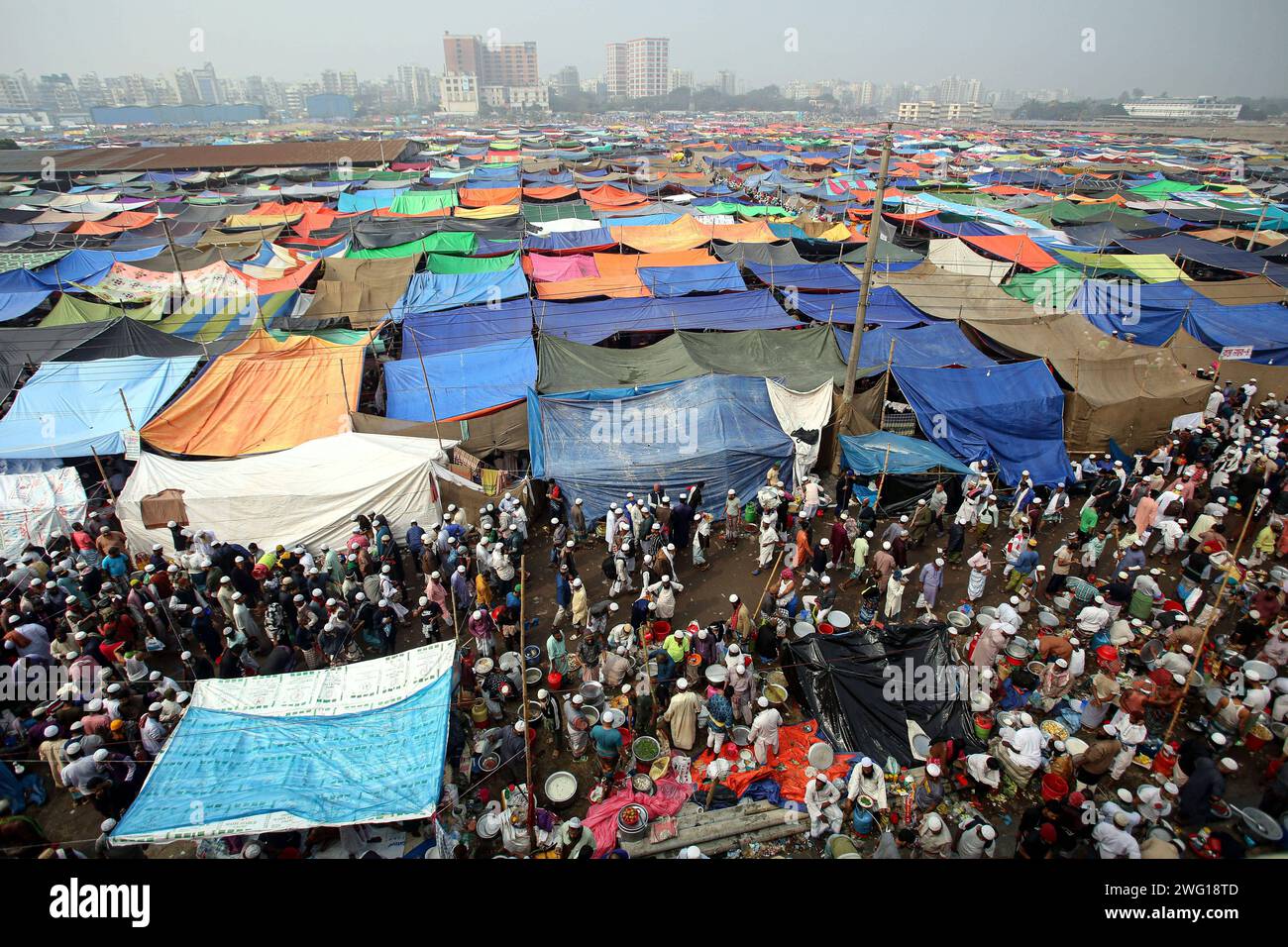 Biswa Ijtema 2024 in Bangladesch Muslims attend Biswa Ijtema , the ...