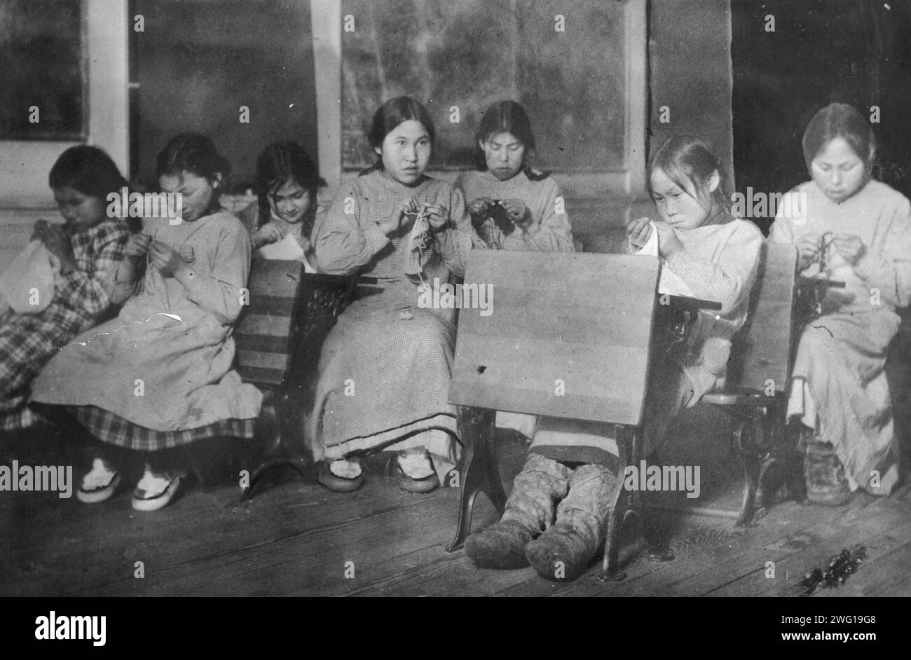 Indigenous american sewing hi-res stock photography and images - Alamy