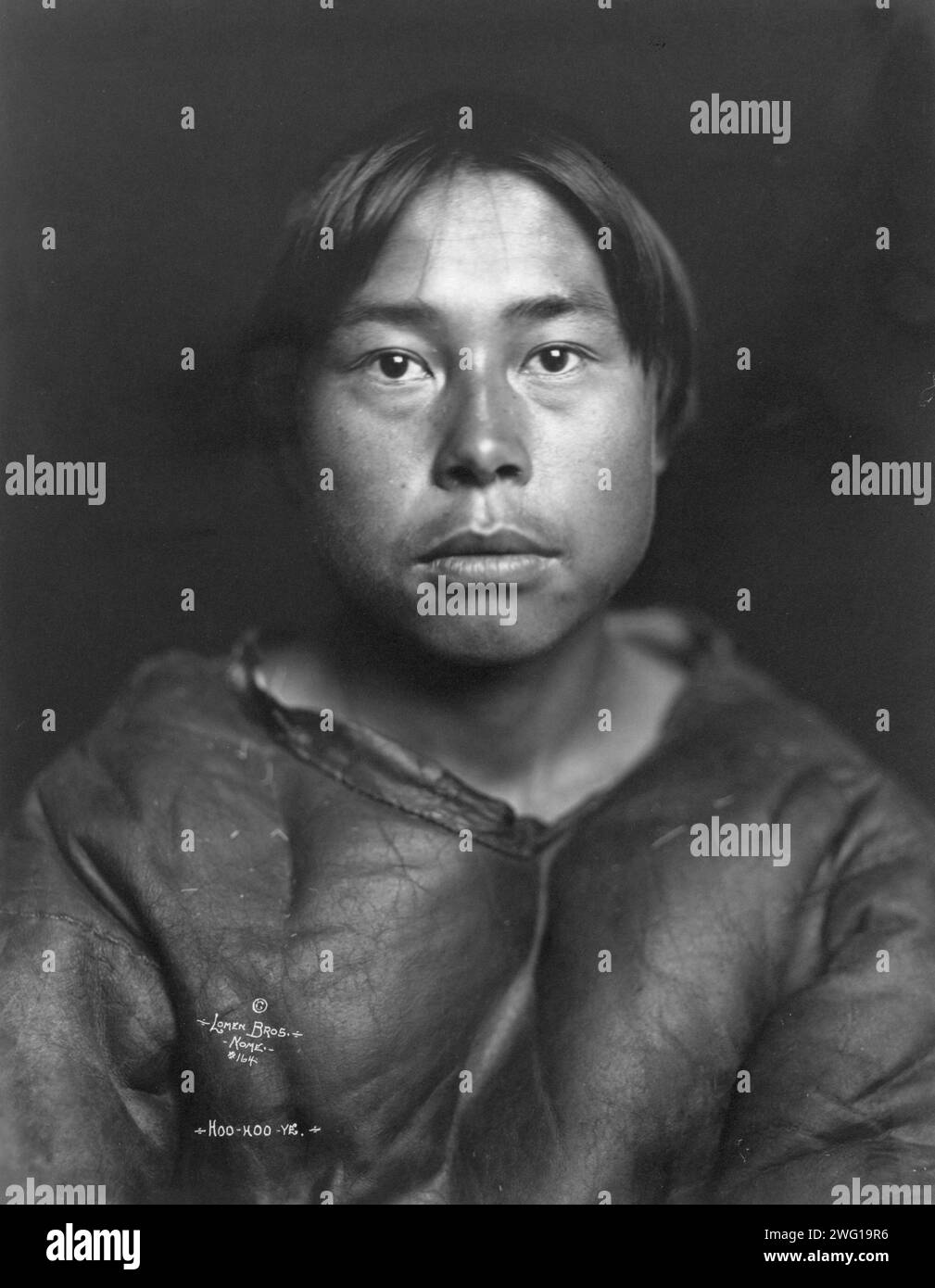 Alaskan native girl hi-res stock photography and images - Alamy