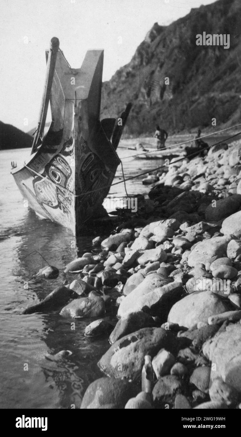 Indian native boat Black and White Stock Photos & Images - Alamy