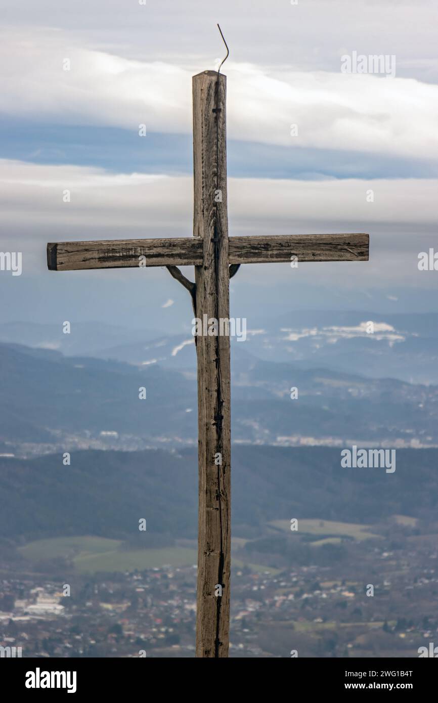 Wooden cross on mountain top hi-res stock photography and images - Alamy