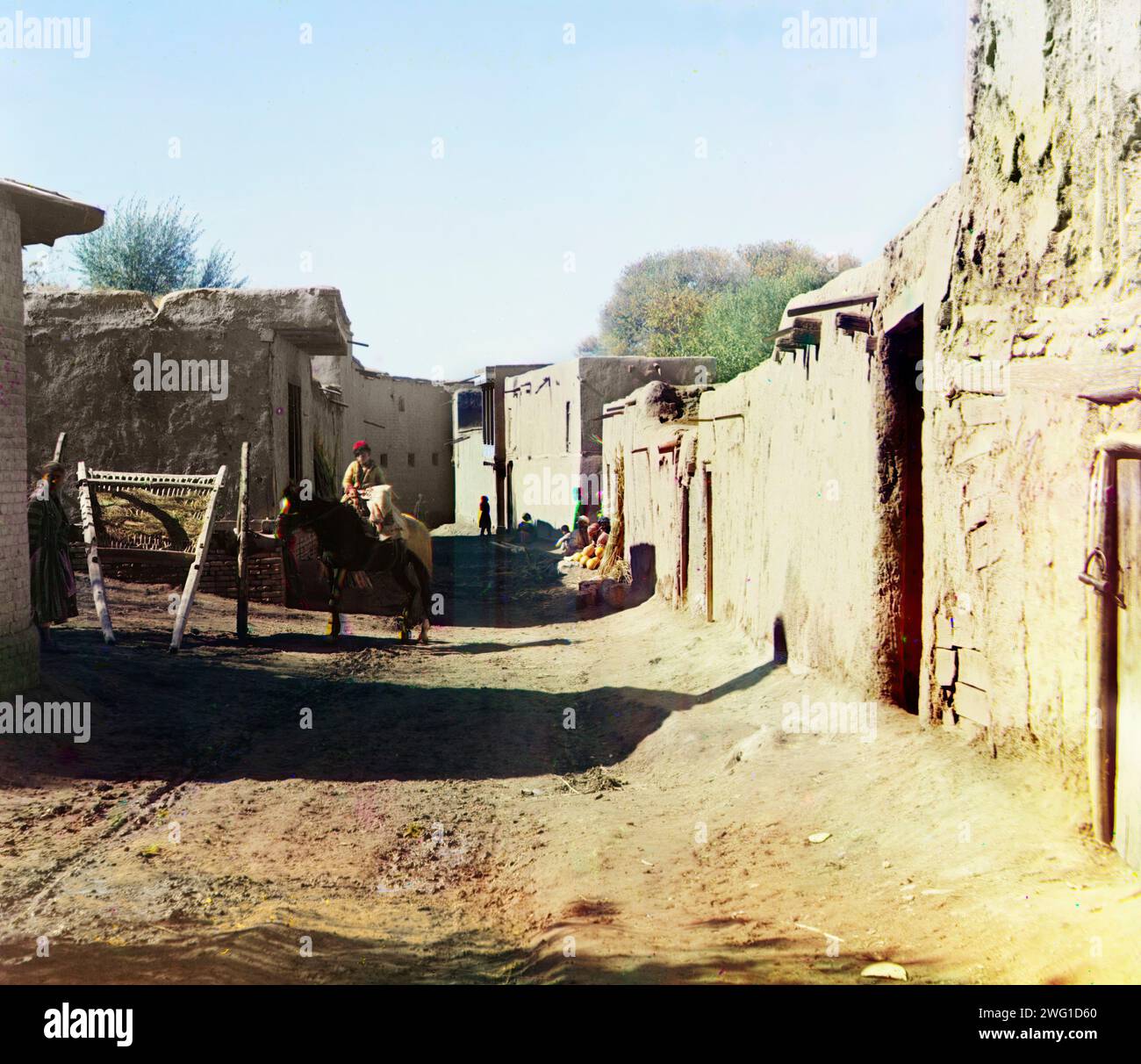 Street in old Samarkand, between 1905 and 1915 Stock Photo - Alamy