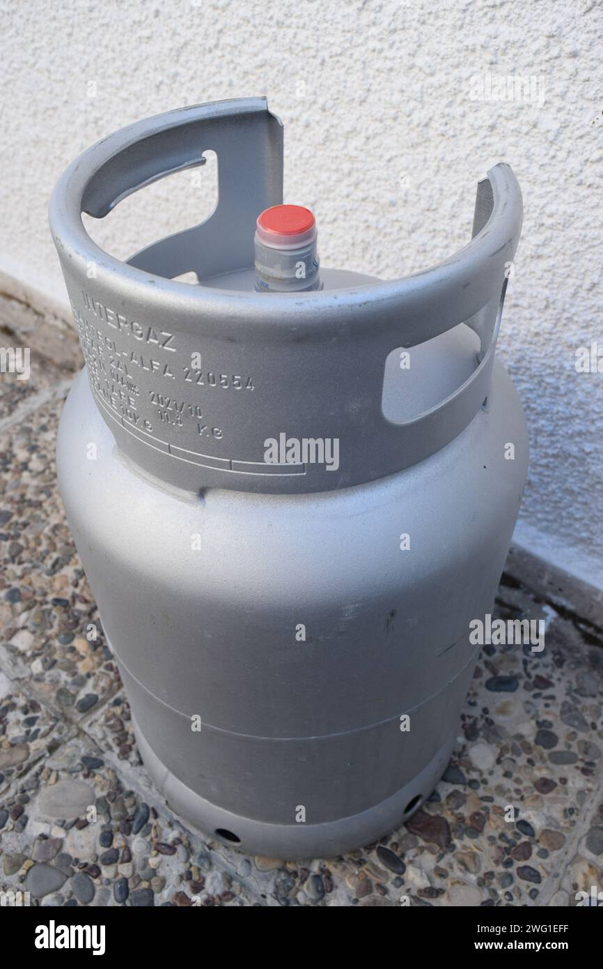 Fire and gas cylinder hi-res stock photography and images - Alamy