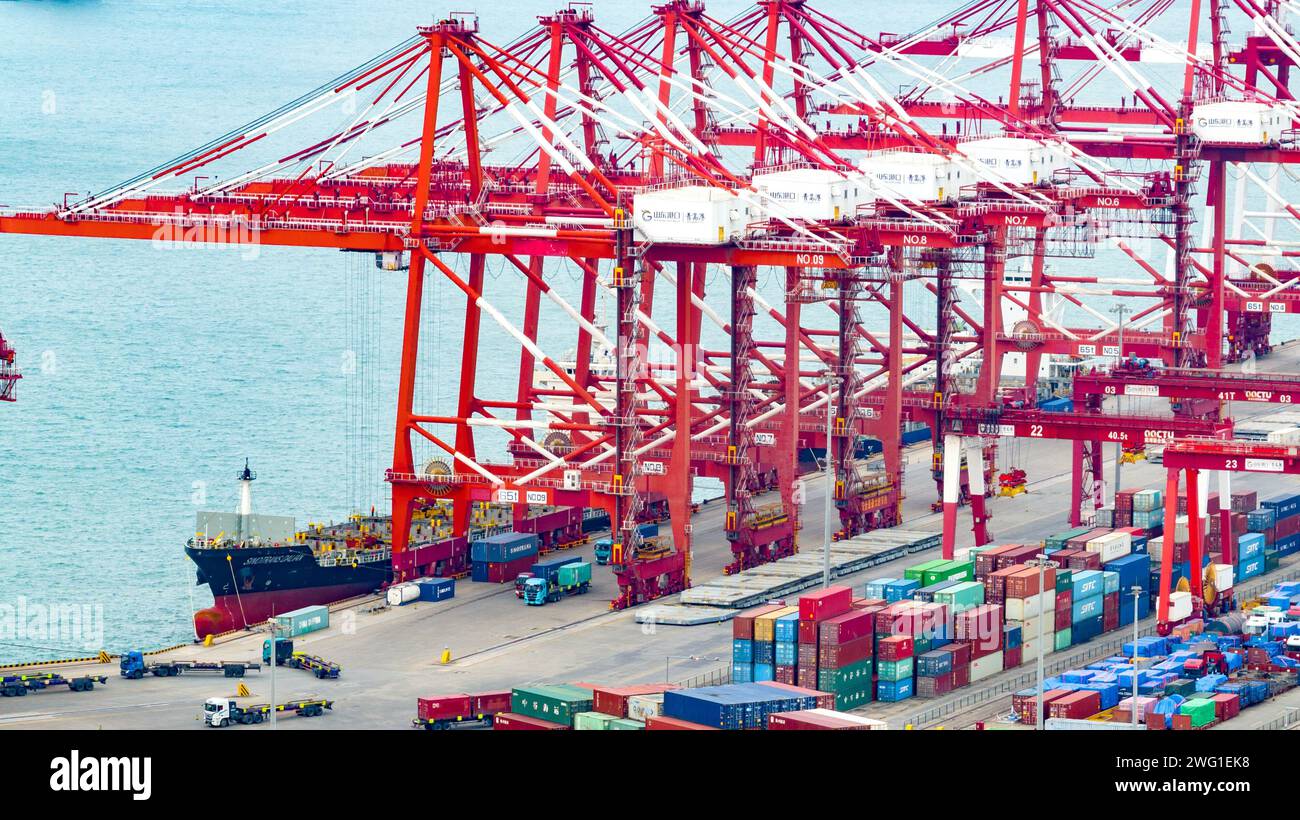 QINGDAO, CHINA - FEBRUARY 2, 2024 - The container loading and unloading ...