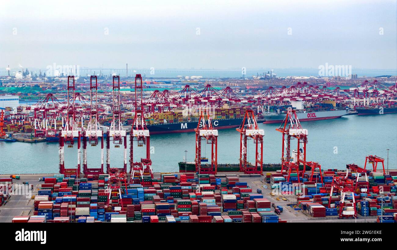 QINGDAO, CHINA - FEBRUARY 2, 2024 - The container loading and unloading ...