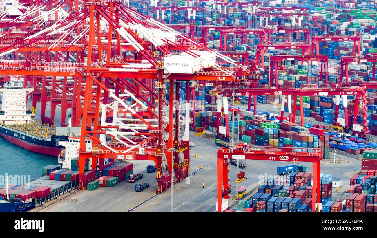 QINGDAO, CHINA - FEBRUARY 2, 2024 - The container loading and unloading ...
