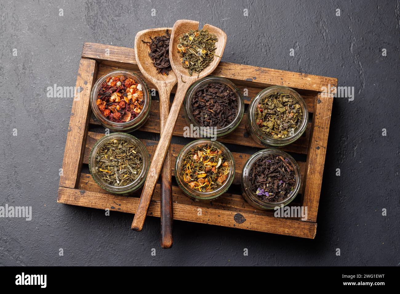 Tea time assortment: Various dry tea leaves. Flat lay Stock Photo - Alamy