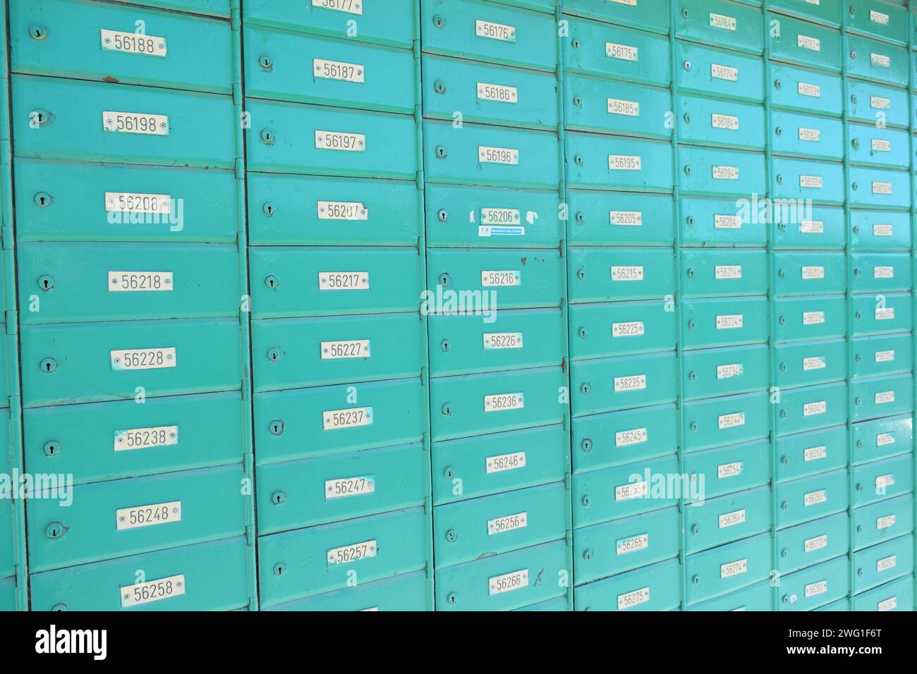 Green stamps hi-res stock photography and images - Alamy