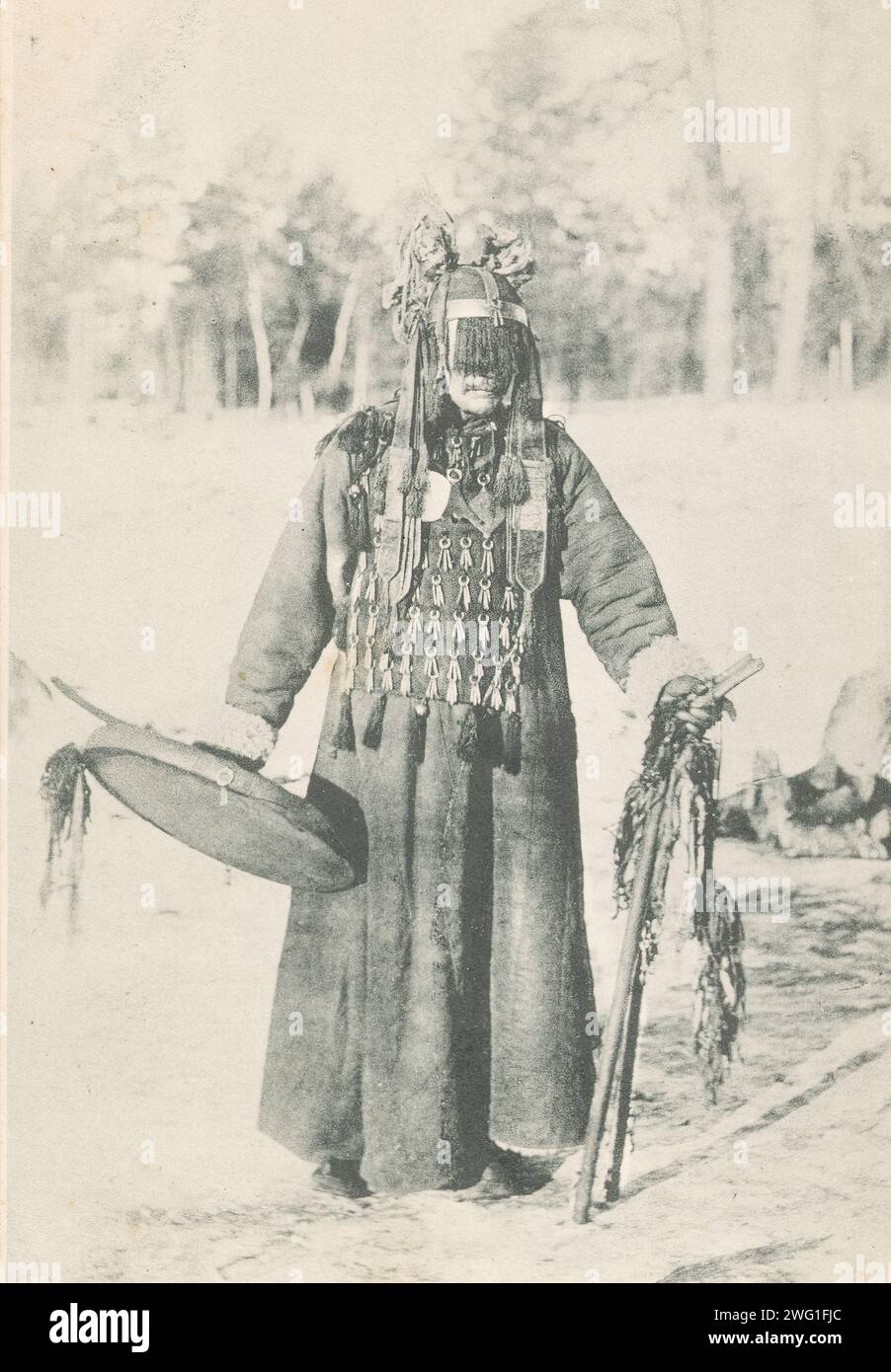 Buryat dress hi-res stock photography and images - Alamy