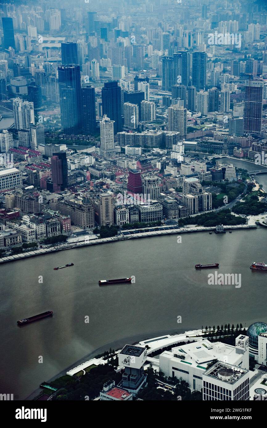 Rain in shanghai hi-res stock photography and images - Alamy