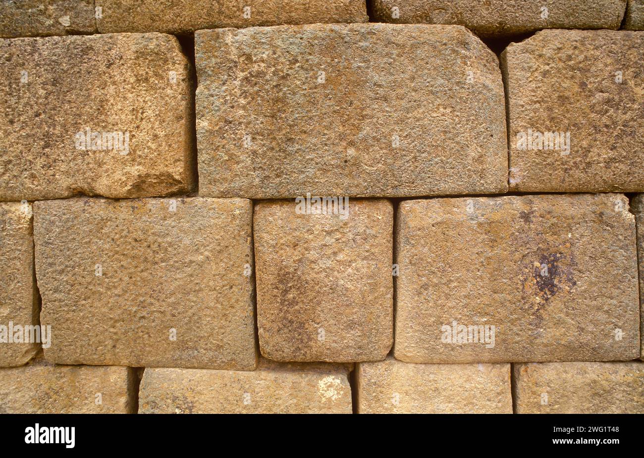 Stone wall built during the Maya era Stock Photo - Alamy