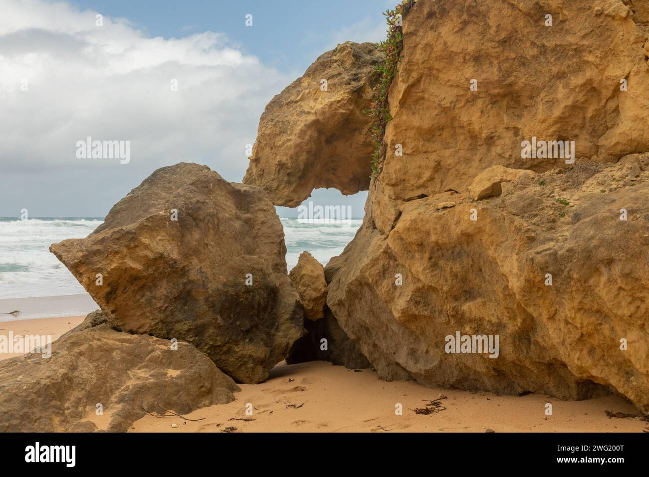 A spectacular vista from a Bass Strait beach below Gibson Steps in Port ...