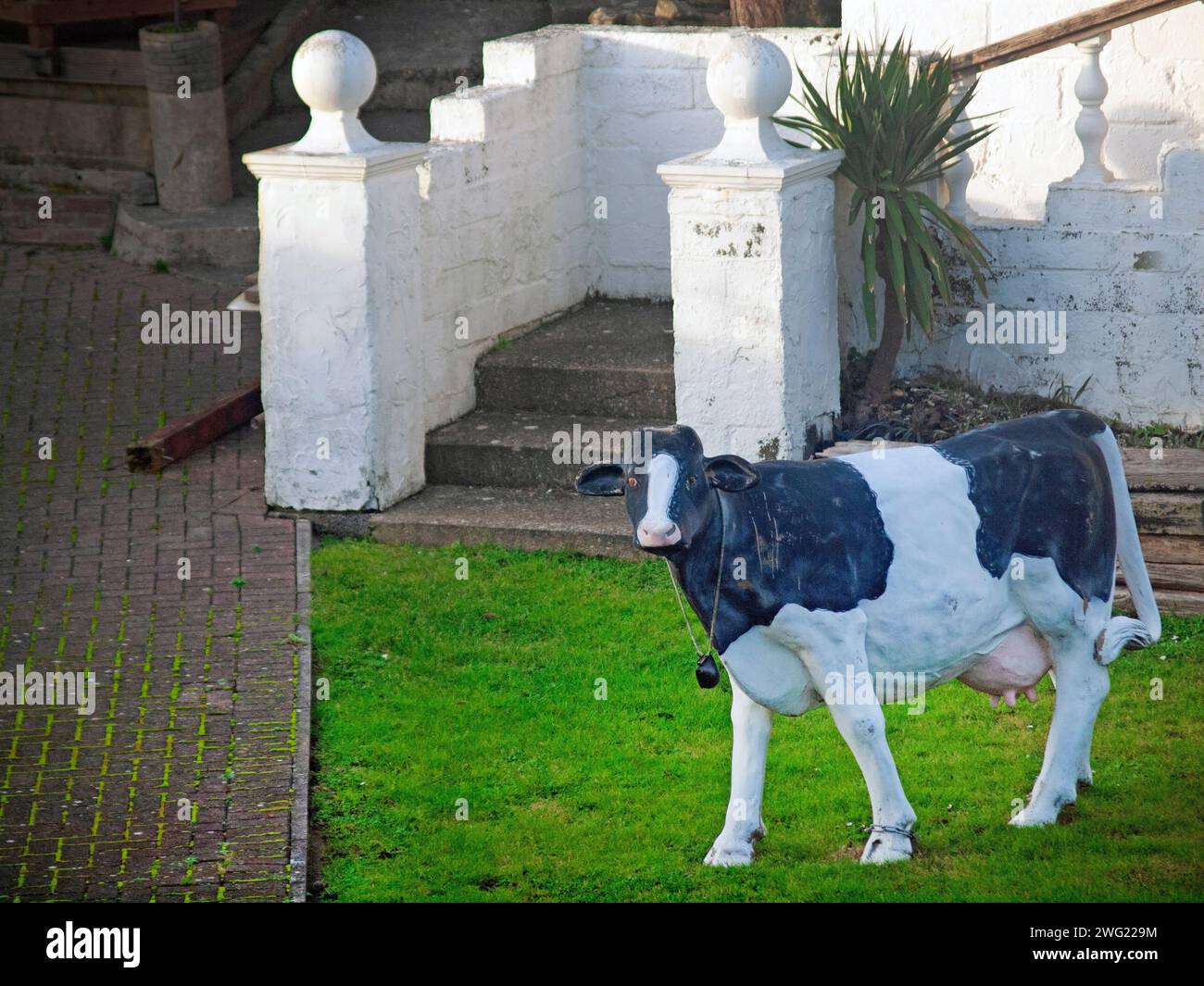 An eccentric addition to a garden in Worthing Stock Photo - Alamy
