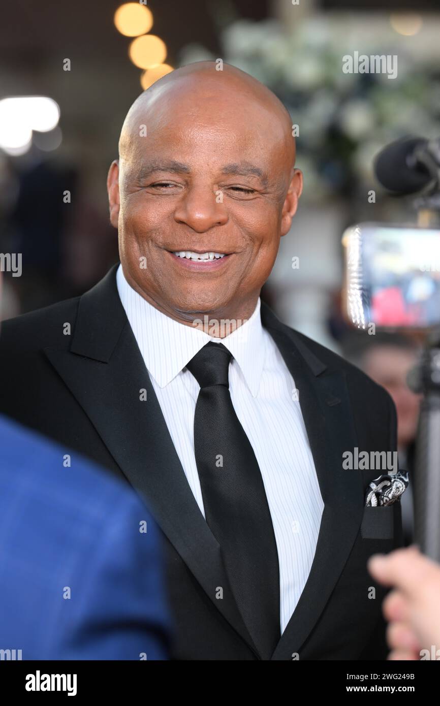 Former Houston Oilers quarterback and Houston Hall of Fame inductee ...