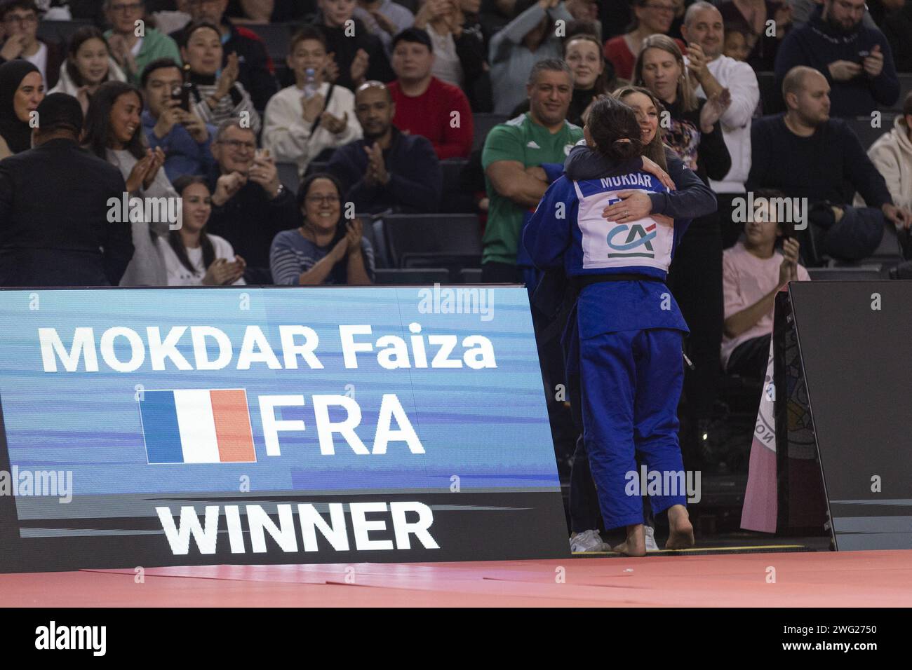 MOKDAR FAIZA (FRA) (PARIS SAINT GERMAIN JUDO 75) won against KLIMKAIT ...