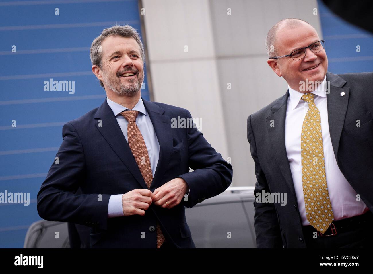 Friday 2 january 2026 hi-res stock photography and images - Alamy