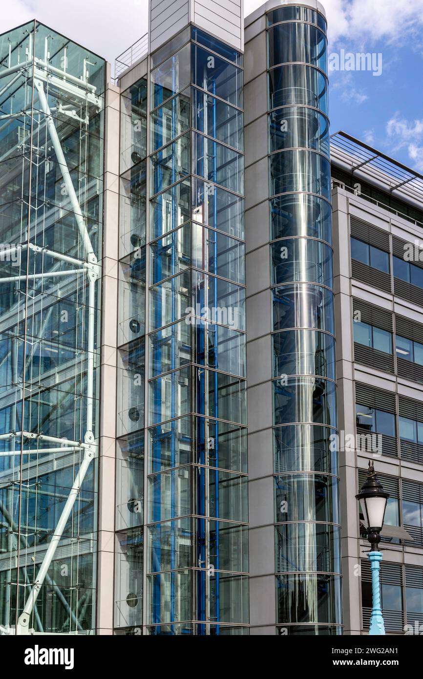 Glass architecture of Tower Place in London's east end Stock Photo - Alamy
