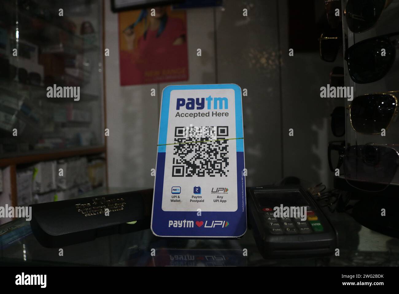 Stop accepting fresh deposits hi-res stock photography and images - Alamy