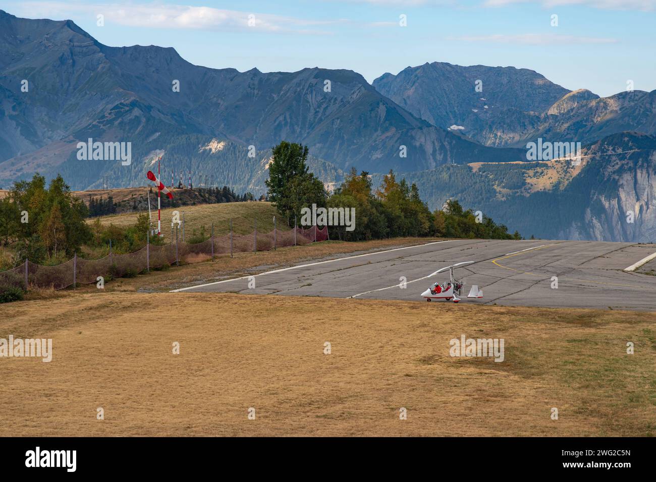 Aircraft on a mountain runway at l'Alpe d'Huez in France Stock Photo ...