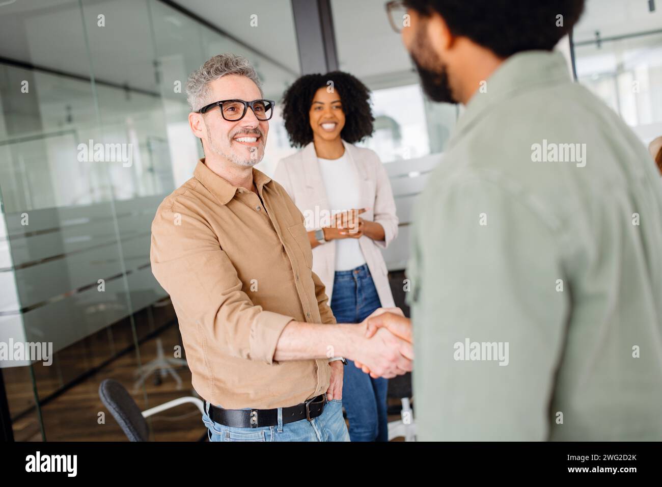 Professional introduction hi-res stock photography and images - Alamy