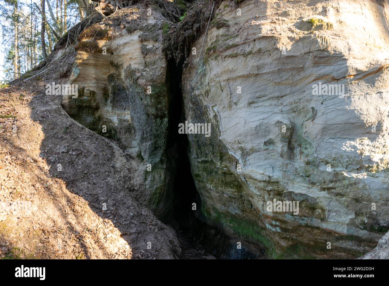 Devils cave hi-res stock photography and images - Alamy