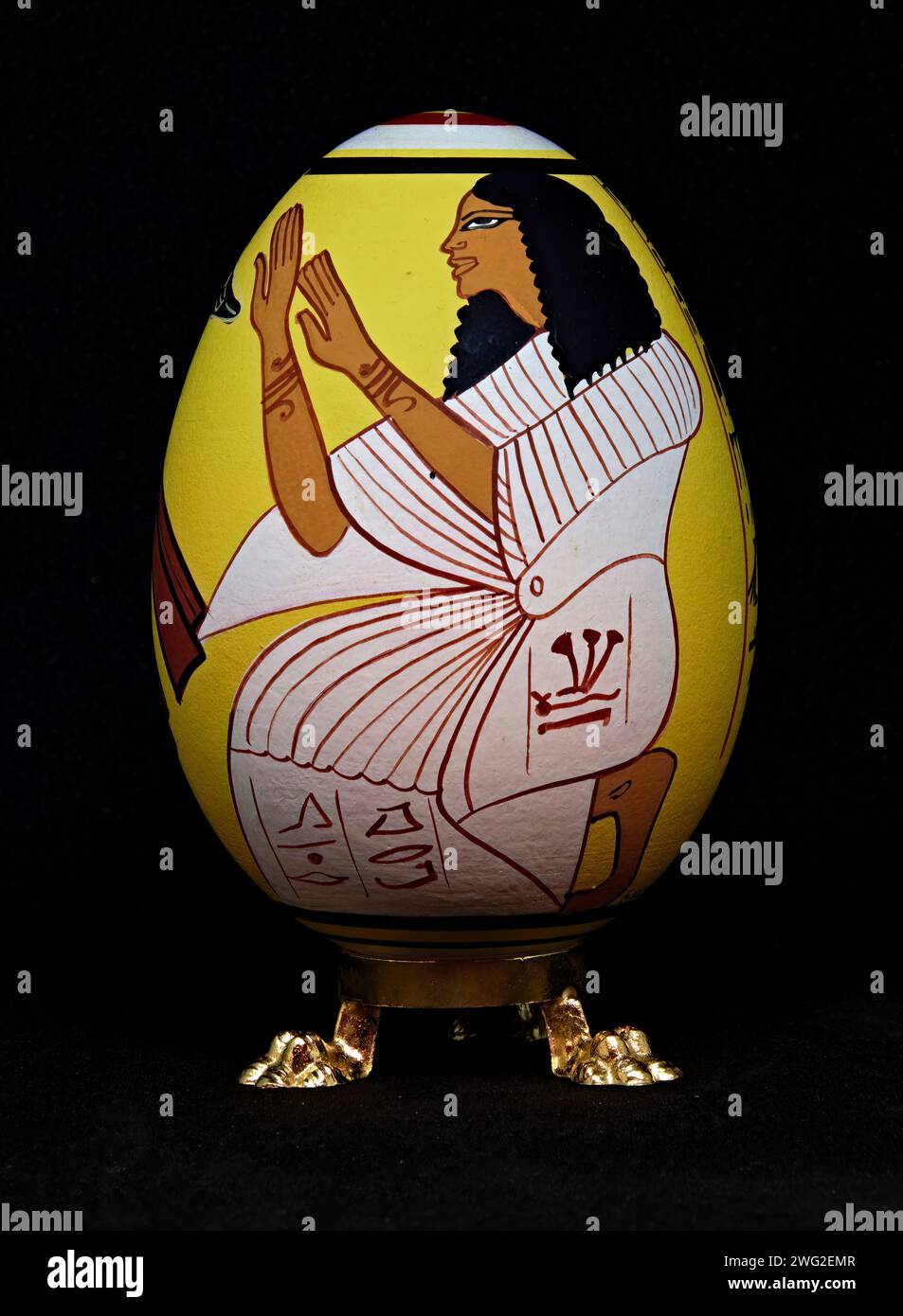 Beautiful woman dyeing easter hi-res stock photography and images - Alamy