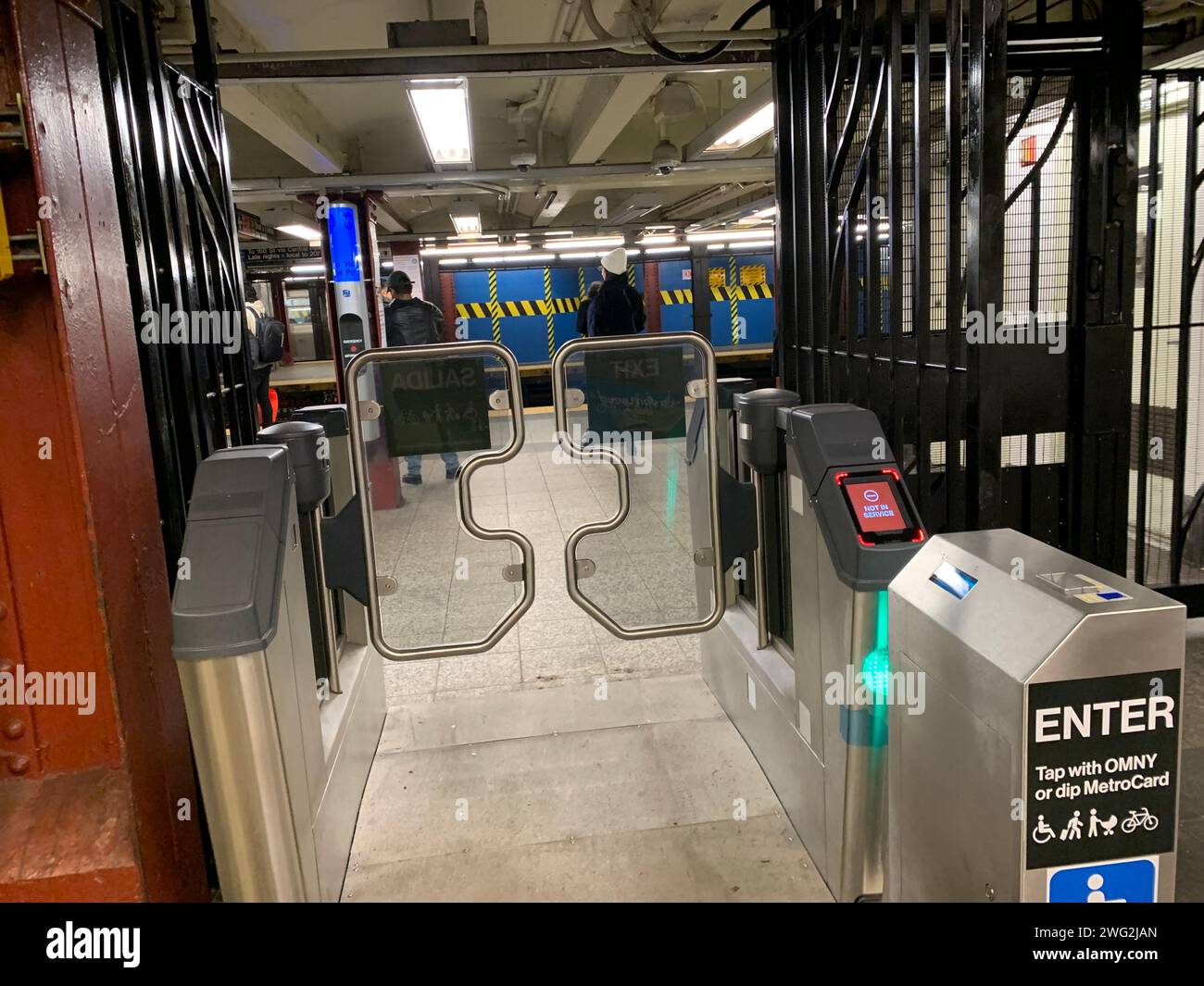 New york city subway fare gates hi-res stock photography and images - Alamy