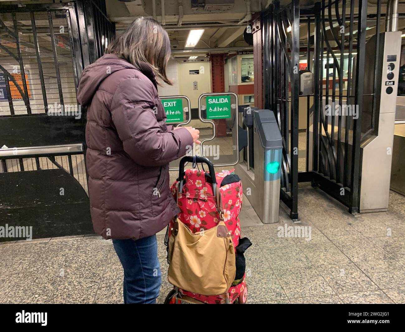 New york city subway fare gates hi-res stock photography and images - Alamy