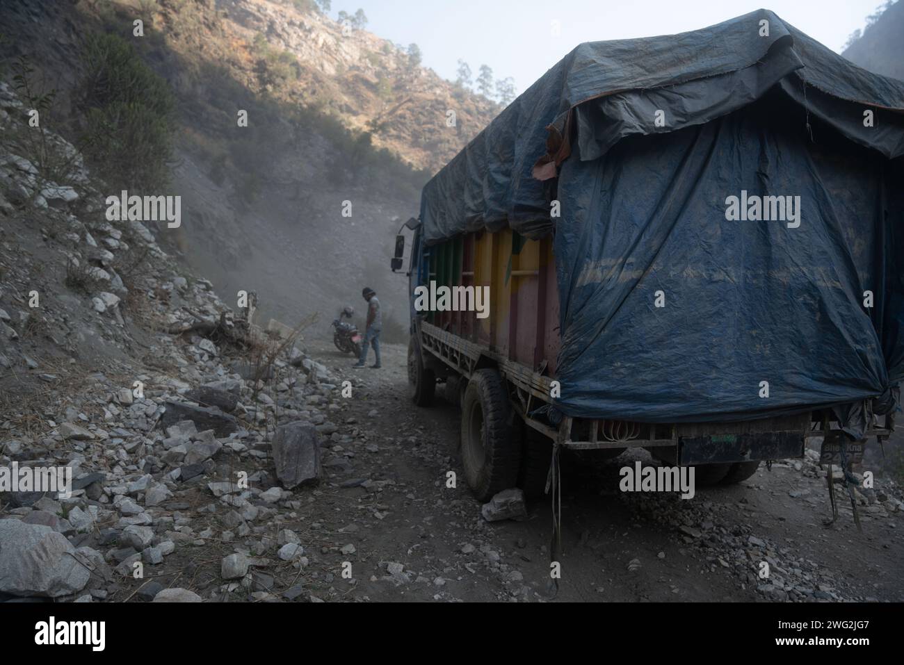 Landslide geography hi-res stock photography and images - Alamy