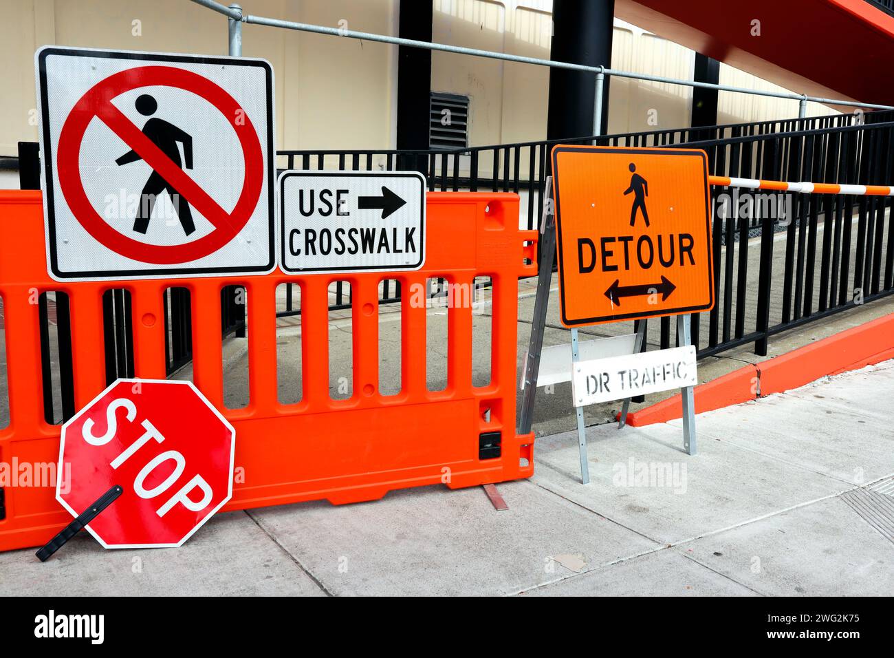 Sidewalk Closed signs for works. Stop and Detour signs Stock Photo - Alamy