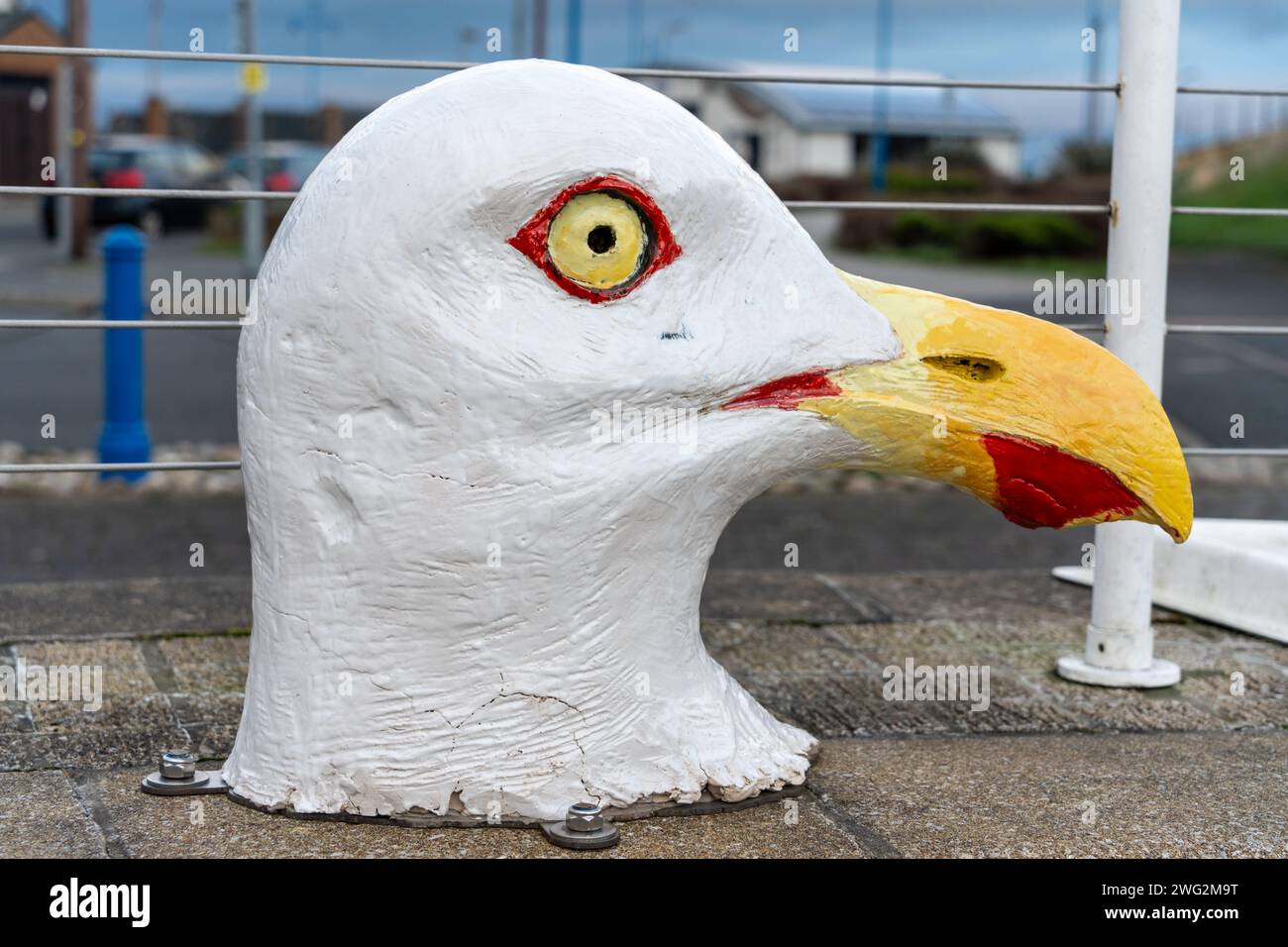 One of the Bird Heads sculptures by Andrew Burton, part of the Bord ...