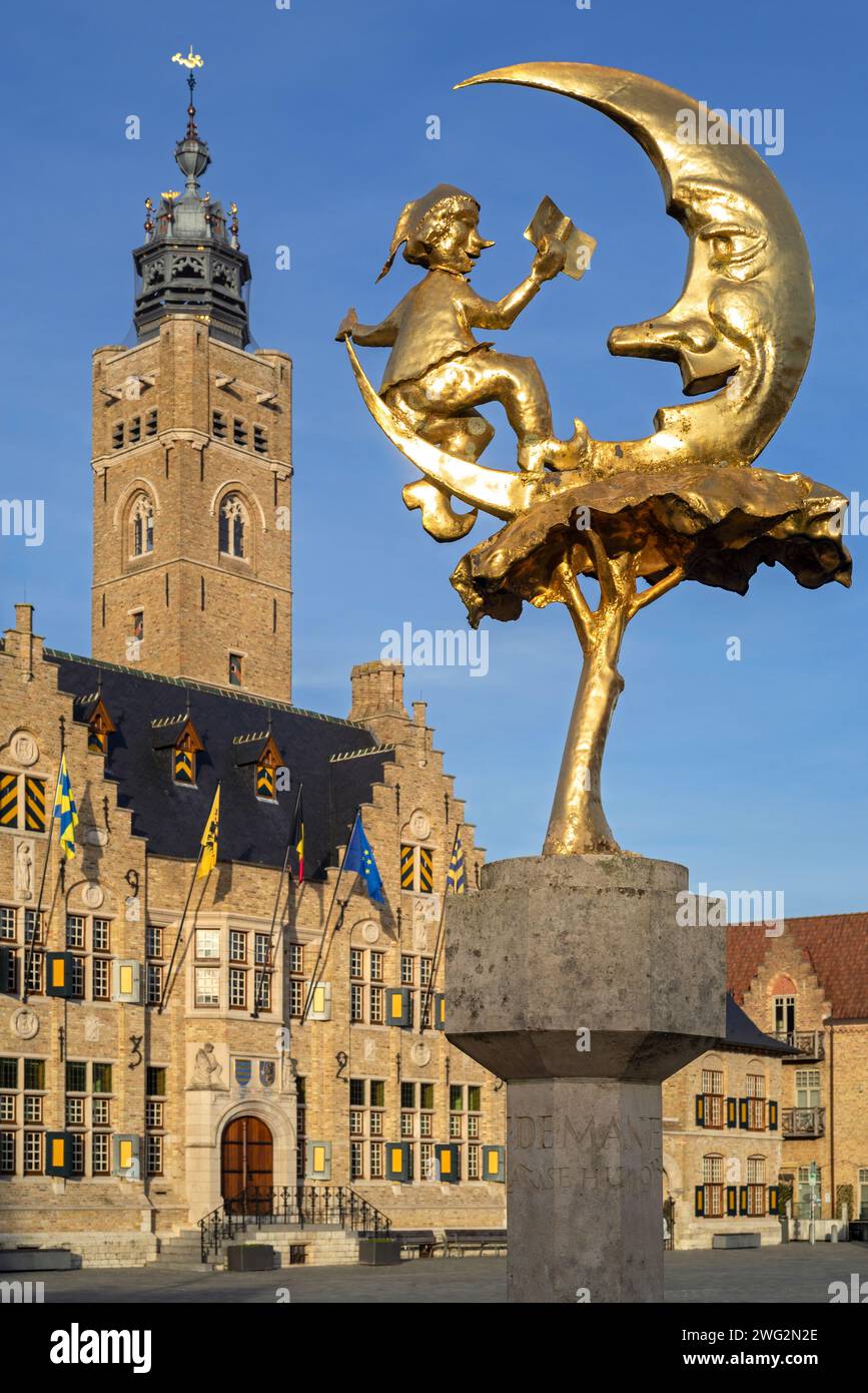 Statue 't Manneke uit de Mane / Little Man from the Moon on the market ...